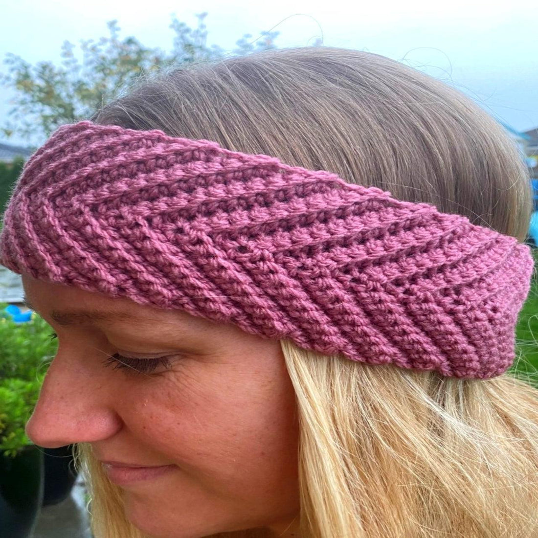 PATTERN: The Amazing ARROW Headband